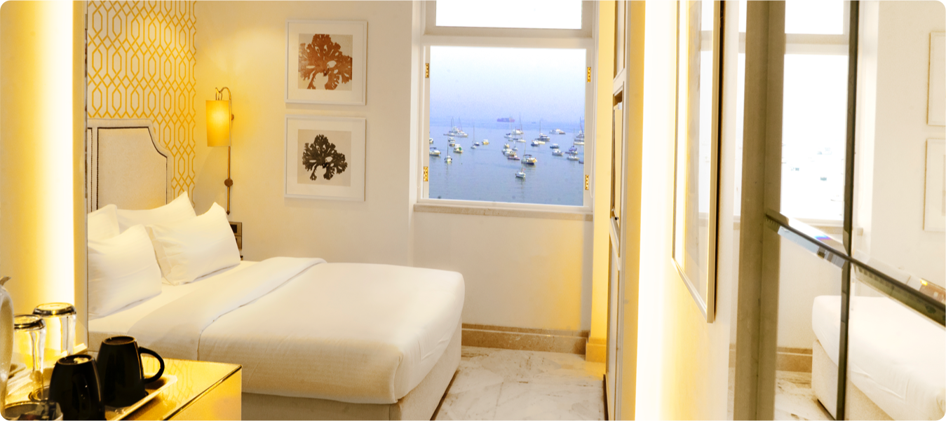 Sea Facing Room - Deluxe | Hotel Harbour View Colaba